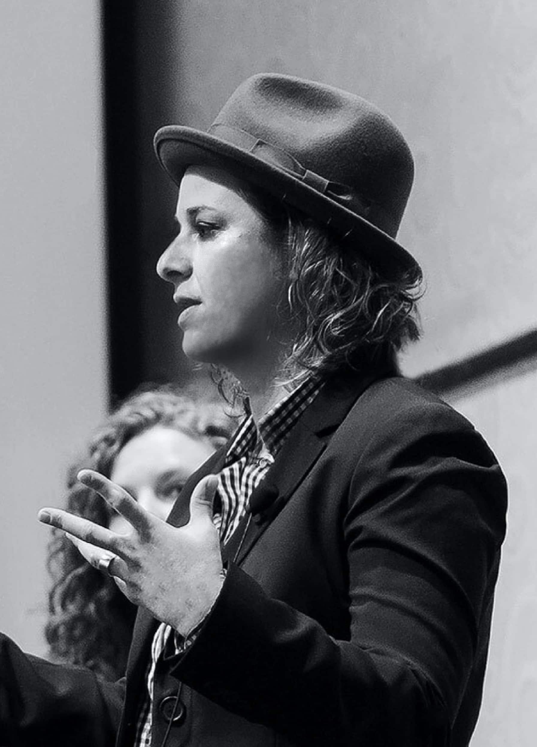 Motto® | Press and Media | Sunny Bonnell & Ashleigh Hansberger